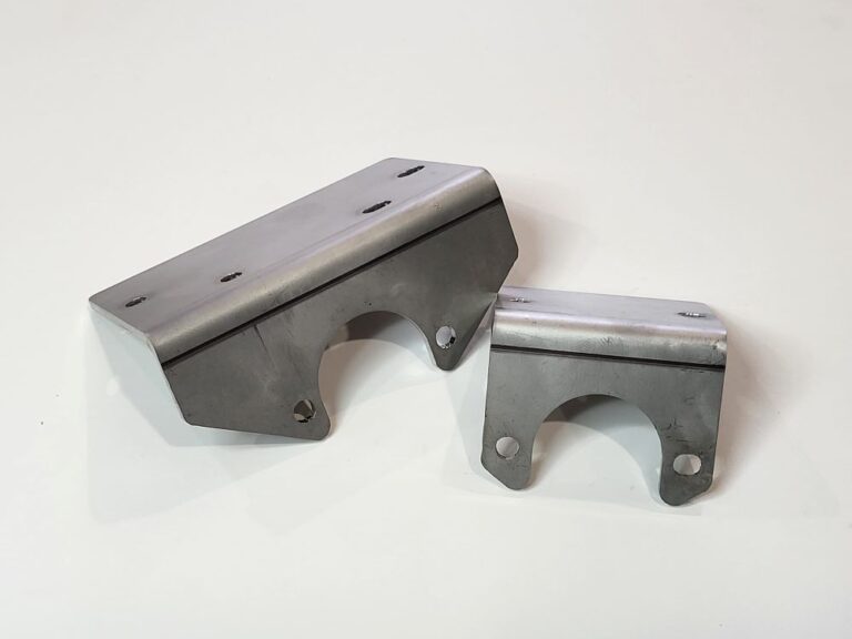 Cable Mounting Brackets (quick release sockets) - Trac Electronics